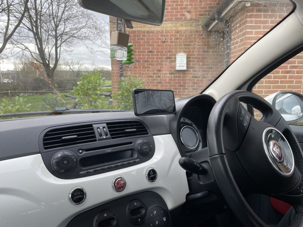 Alfa Romeo/Fiat 68r Phone Holder - Custom Dash Mounts