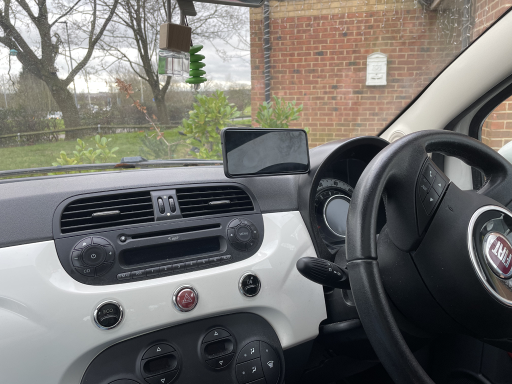Alfa Romeo/Fiat 68r Phone Holder - Custom Dash Mounts